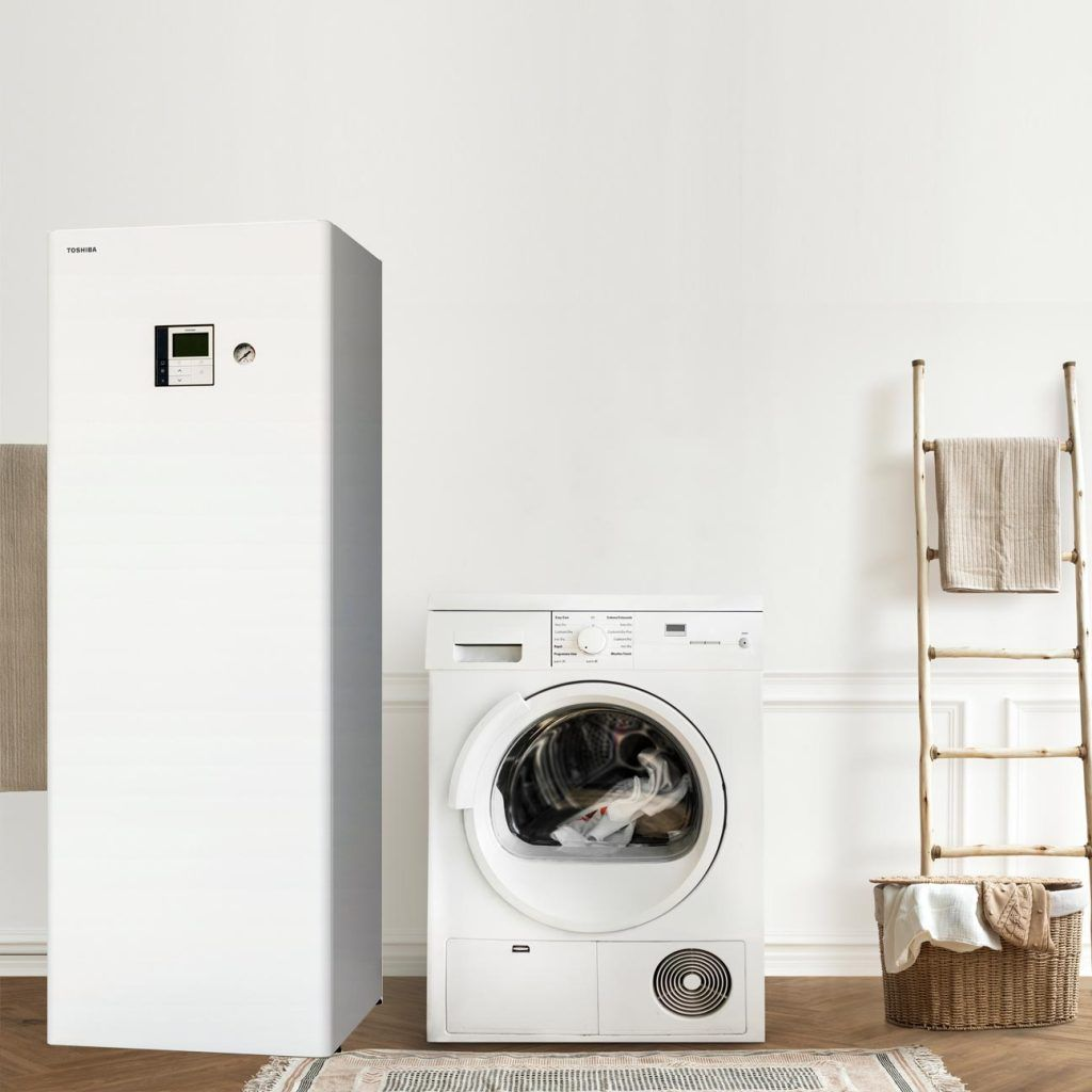 TOSHIBA ESTIA Biblock-Wärmepumpenset 11 kW mit 210L Speicher ...