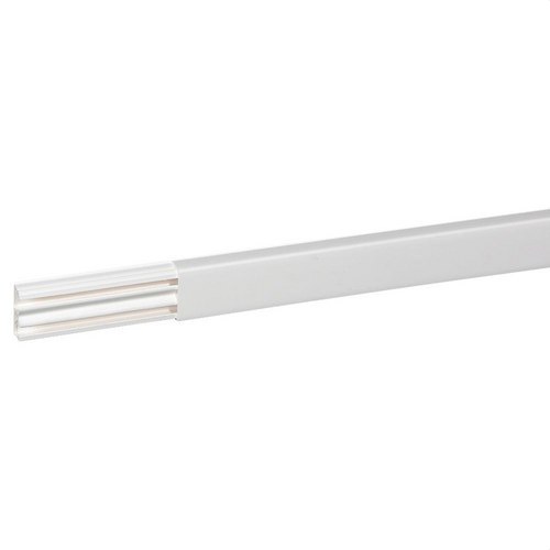 Canaleta 40x16mm con tabique LEGRAND DLPLUS - GroupSumi | GroupSumi